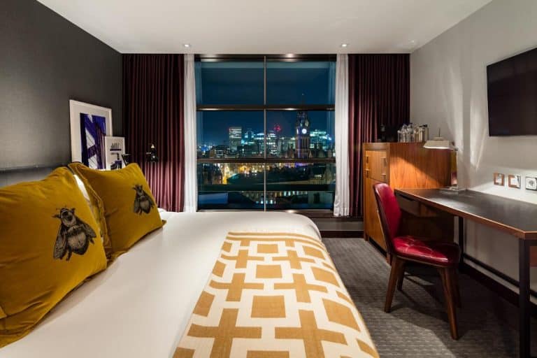 Best Hen Party Houses in Manchester 2024 | Plan The Hen