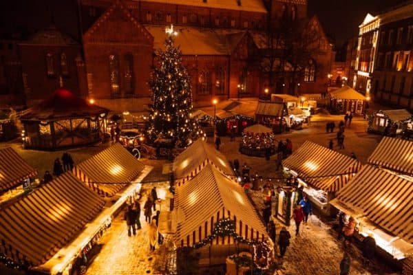 The Ultimate Christmas Hen Party Itinerary | Plan The Hen